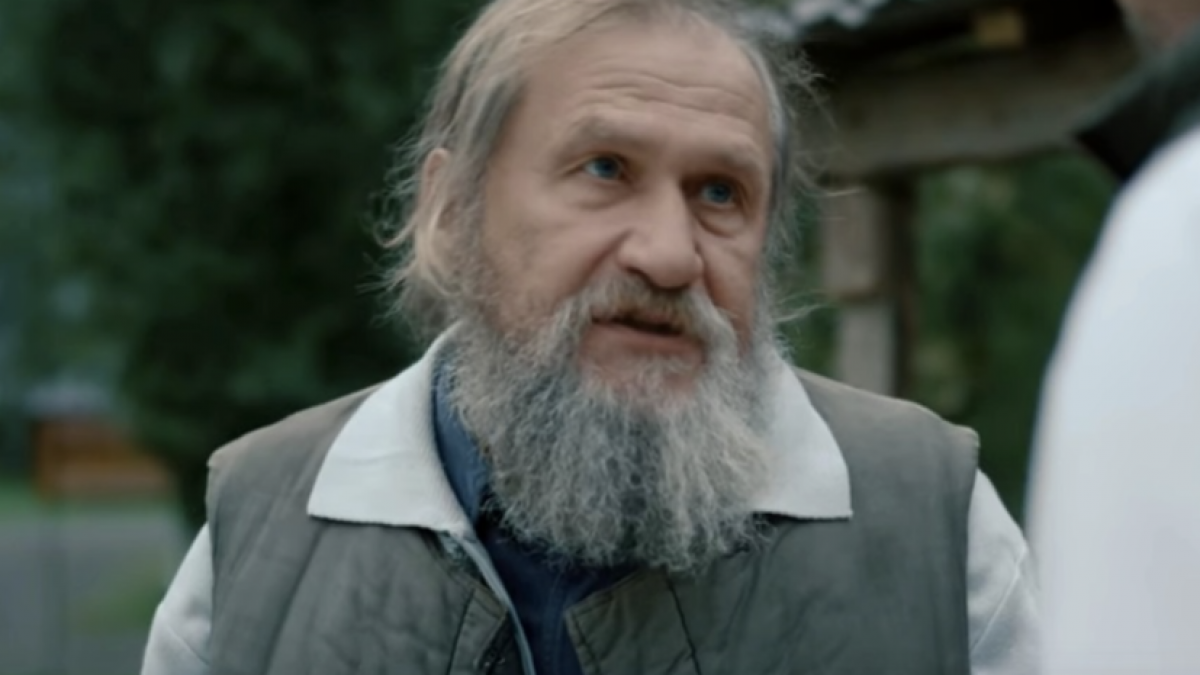 Тело актёра из сериала Папины дочки Ипатова обнаружили в квартире в